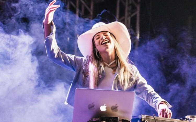 DJ Vic Miranda conquista até o agro tocando música eletrônica em ...